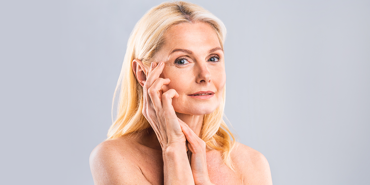 8 Ways to Identify Signs of Premature Aging - AAYNA Clinic
